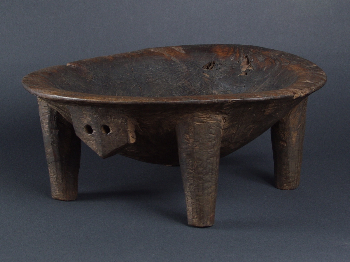 Tribal Art :: Oceanic Art :: OC223: Fijian Kava Bowl
